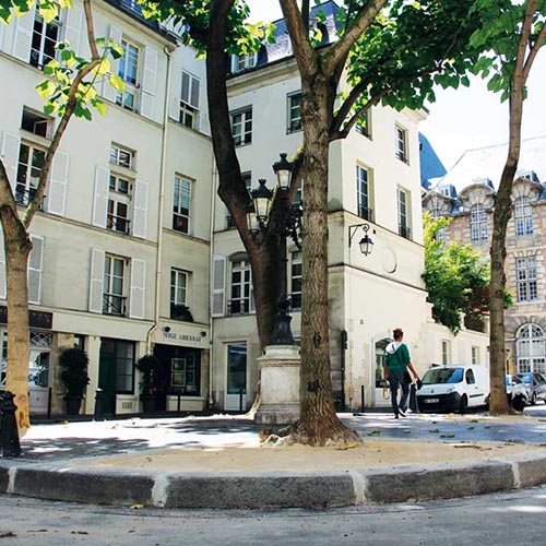 Balade dans le 6ème au fil des Arts et des Lettres - Julien Barret ...